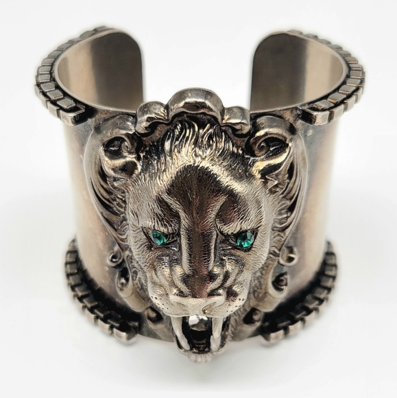 Sorrelli | Jewelry | Sorrelli Lion Statement Cuff Bracelet W Emerald ...